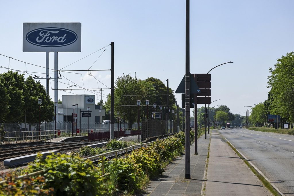 Ford in crisi in Europa: mille licenziamenti a Colonia