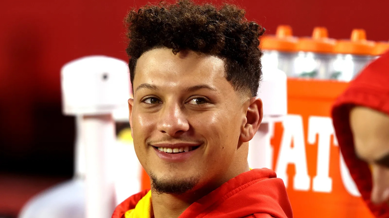 Patrick Mahomes’ pre-game meal revealed: Why he always eats chicken ...