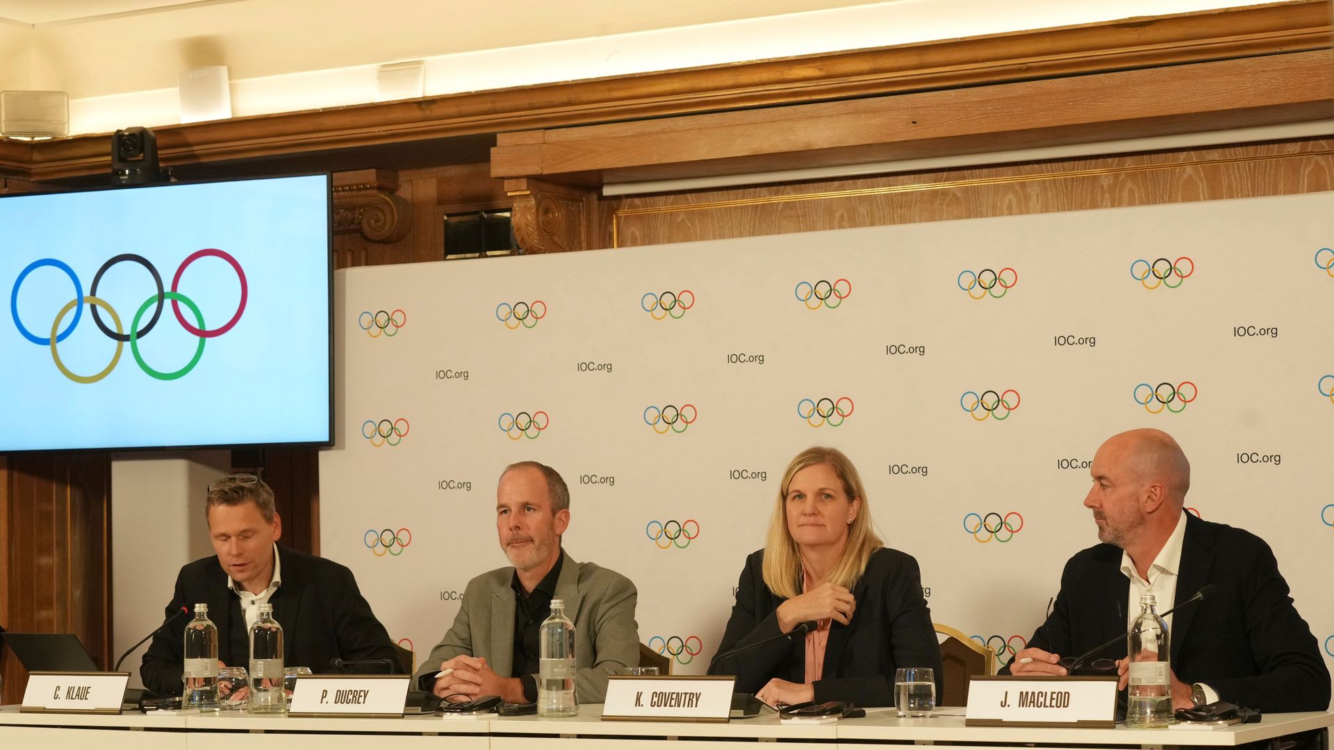 IOC-Entscheidung: Russen dürfen bei Olympia nur als neutrale ...