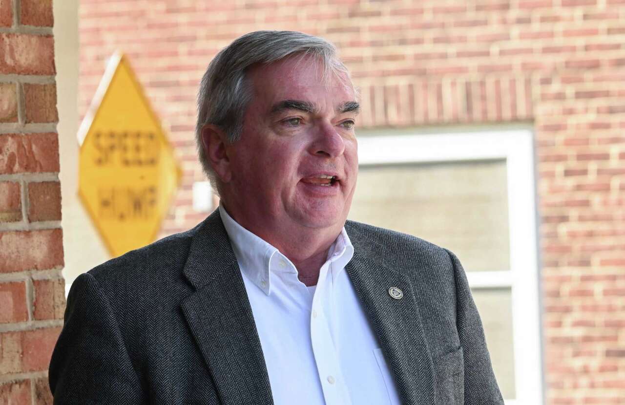 Schenectady building boss under fire for 911 call about ‘illegals'
