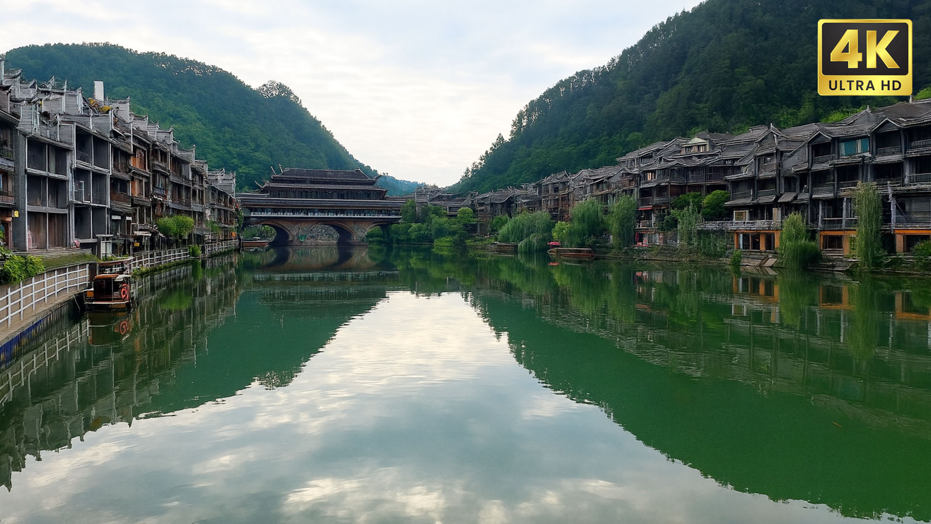 Ancient River Life in Phoenix Town – China 4K