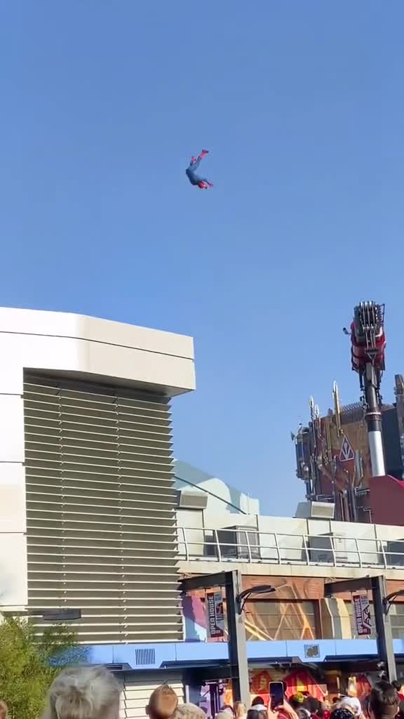Watch Spider-Man Soar Above the Crowd at Avengers Campus!