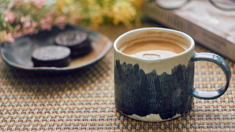 7 Vintage Coffee Mugs That Are Worth A Fortune Today