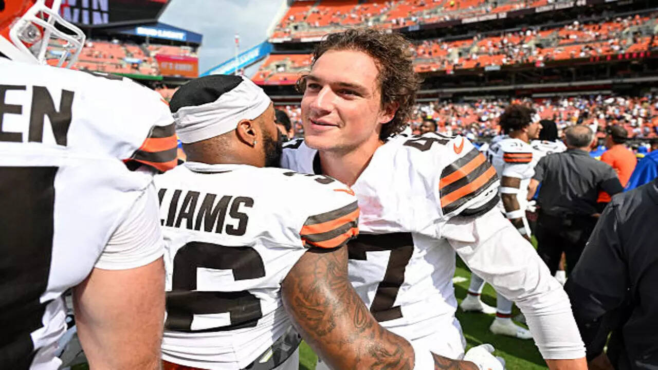 Browns’ playoff hopes take a hit: Kicker and Punter injured ahead of ...