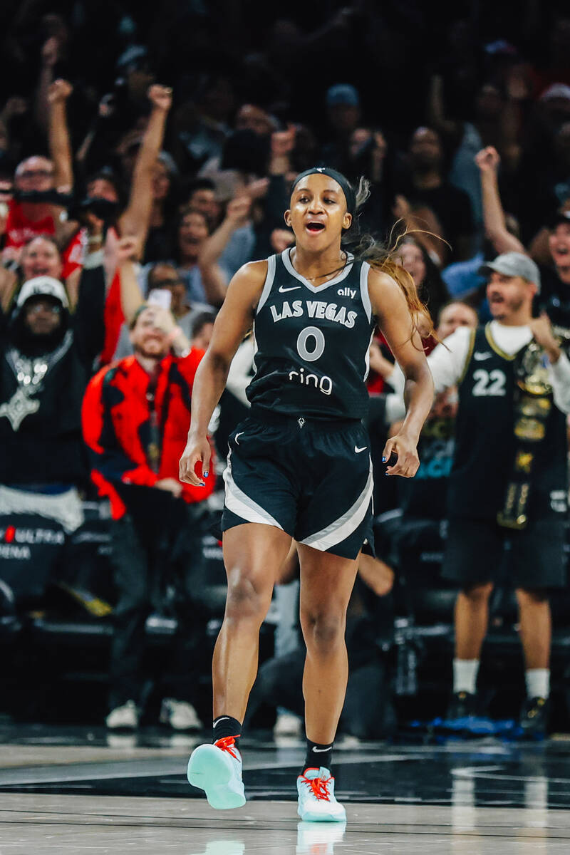 Stunning Game 3 finish carries Aces to WNBA semifinals — PHOTOS