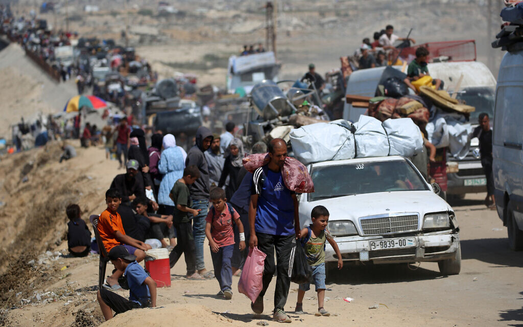 Humanitarian services overstrained by influx of civilians fleeing Gaza ...
