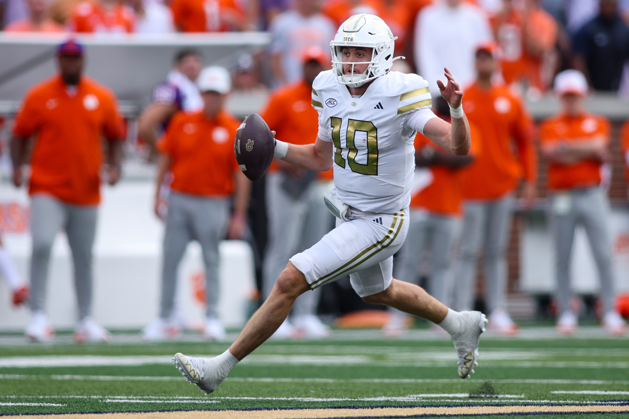 Haynes King Heisman Hype: Why the Georgia Tech QB Is a 2025 Dark Horse