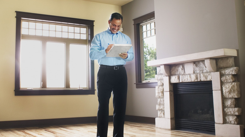 What Home Inspectors Look For First During A Visit, According To An Expert