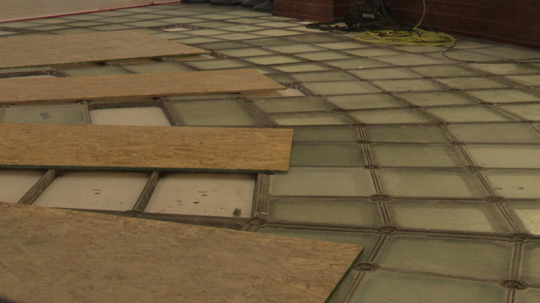 Michigan State Capitol’s iconic glass floor is undergoing restoration