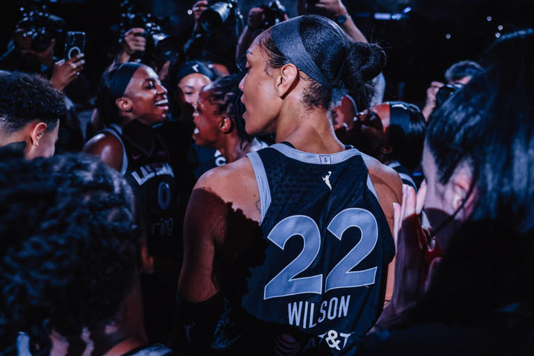 Stunning Game 3 finish carries Aces to WNBA semifinals — PHOTOS