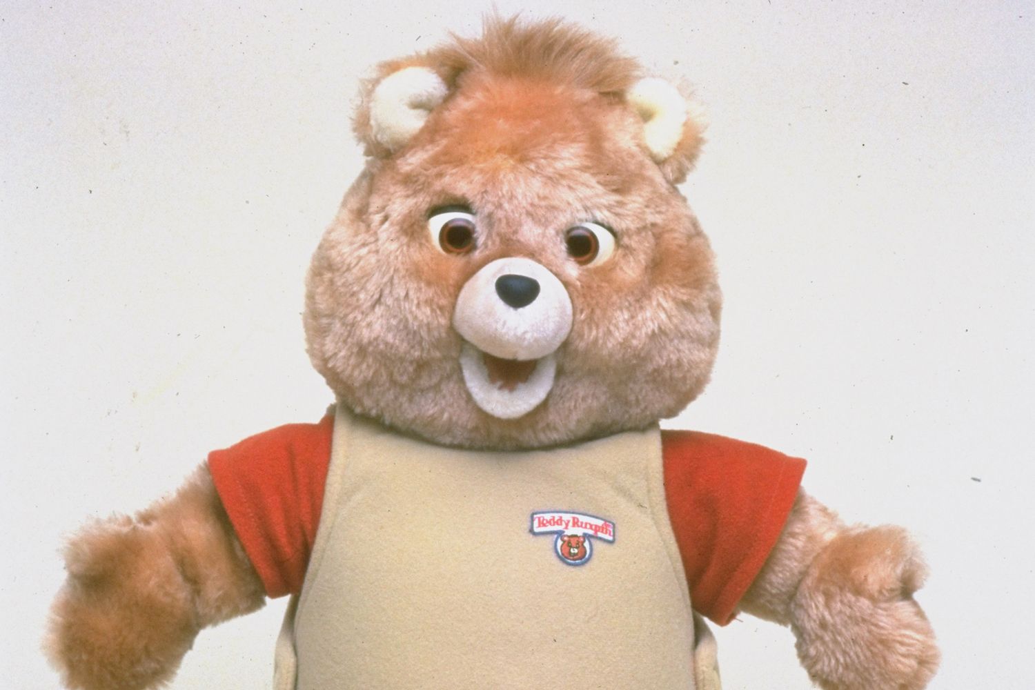 Teddy Ruxpin Live-Action Movie Celebrating '80s Toy Phenomenon Is in ...