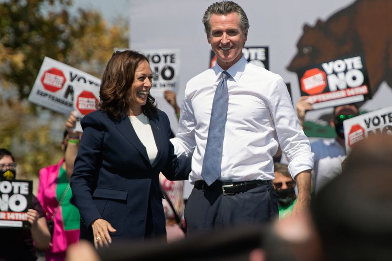Gavin Newsom's brutal 4-word text to Kamala Harris when she begged for ...
