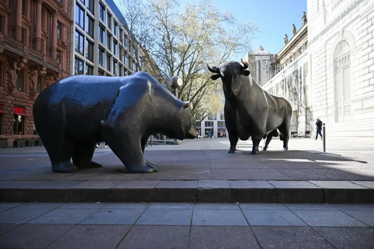 Oklo, Apple, FedEx, Lennar, AGM Group: Stocks Making The Biggest Moves ...