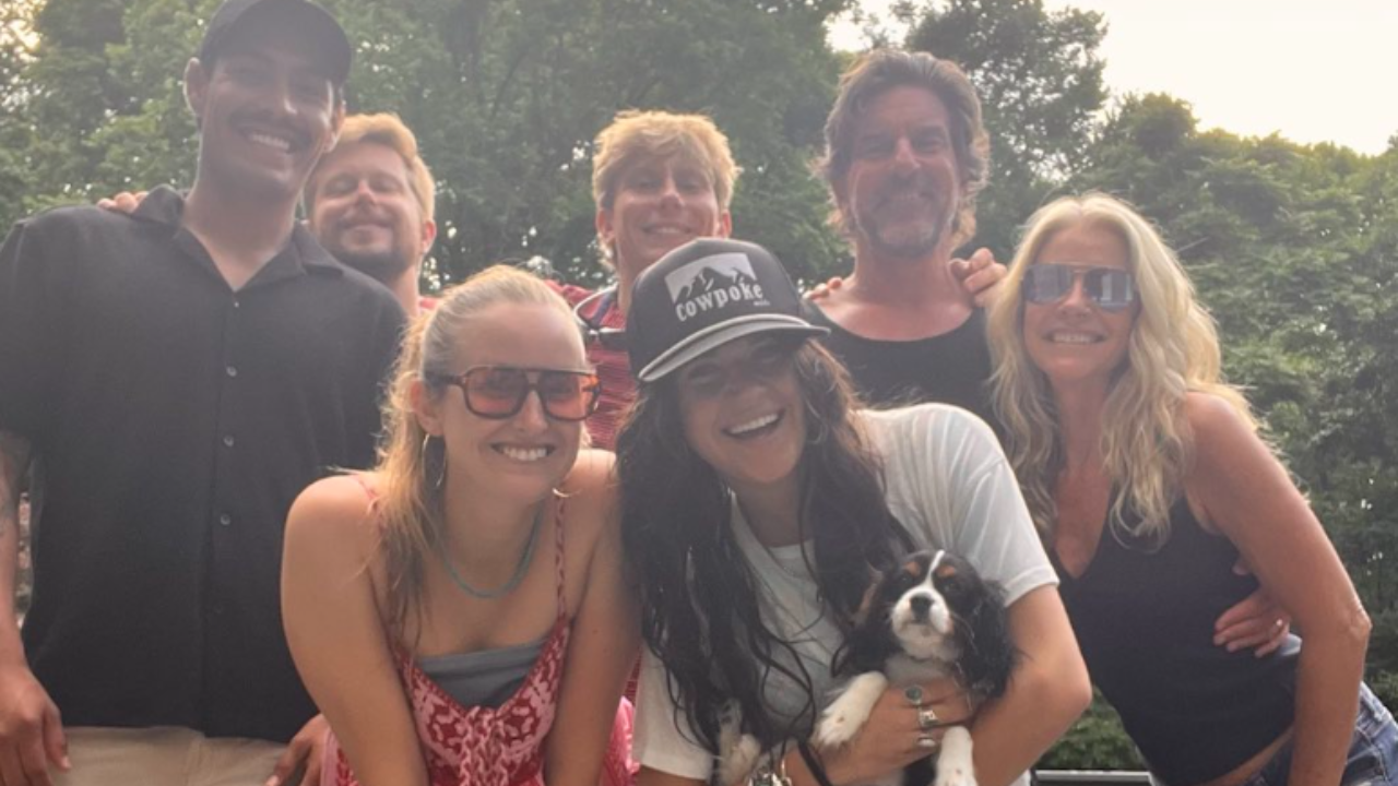 Brett James Family: All About His Wife Sandra Cornelius And Four Children