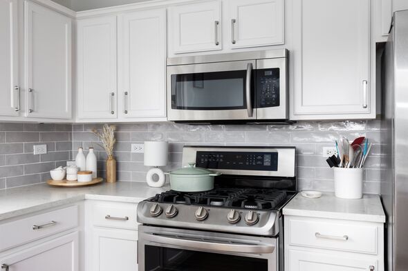 The 1 part of your kitchen that's dirtiest but you never clean - not ...