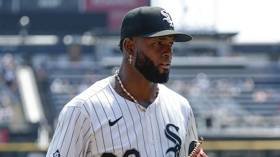 Chicago White Sox GM Reveals Plans For Luis Robert Jr. In 2026