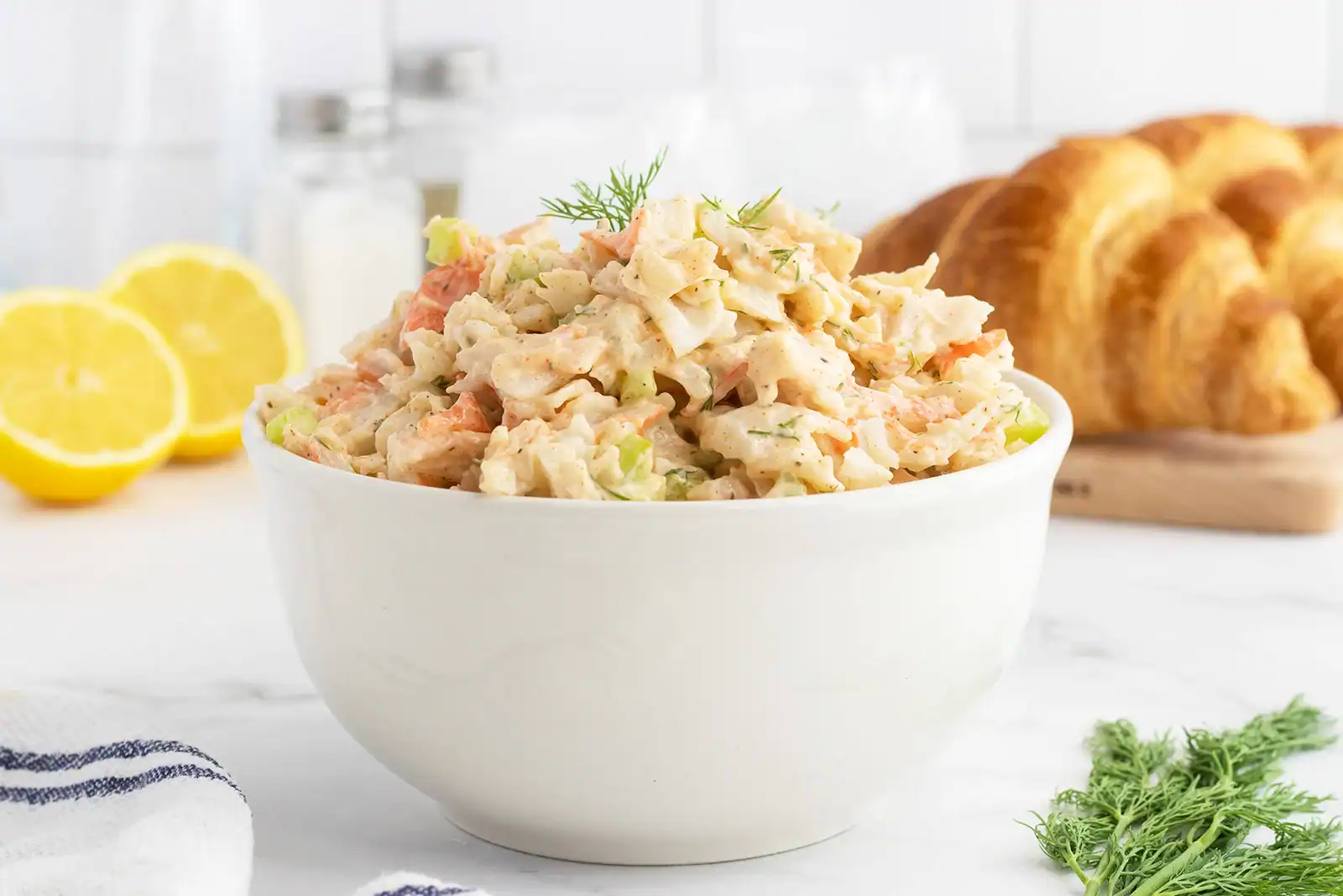 Fresh and Easy Light Lunches That Won’t Slow You Down