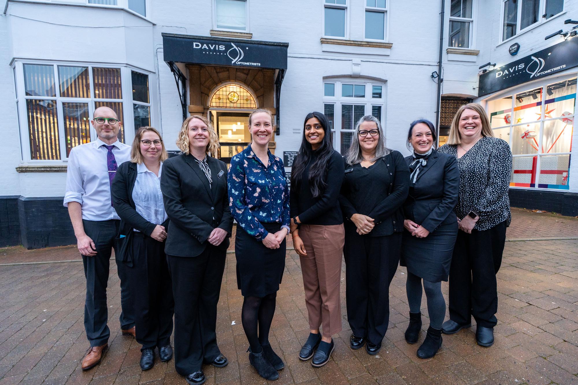 ‘Put your devices down’ – Northamptonshire opticians issue rallying ...