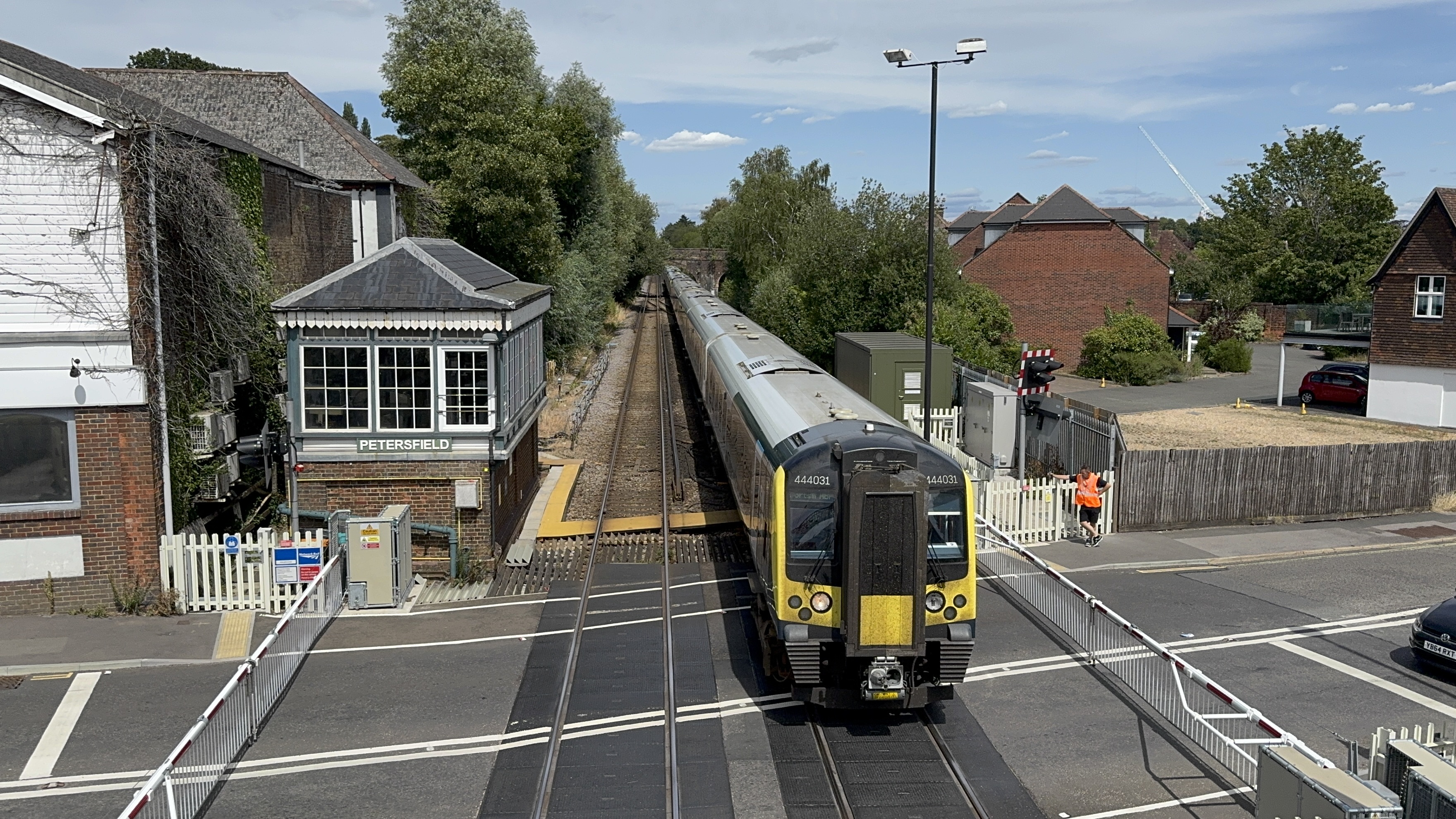 No trains to run between Guildford and Havant as "essential work" to ...