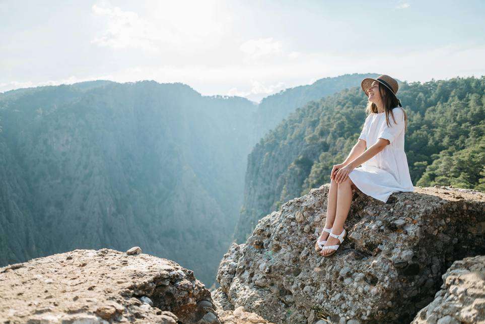 A One-Minute Isometric Exercise for Stress Relief That Really Works!