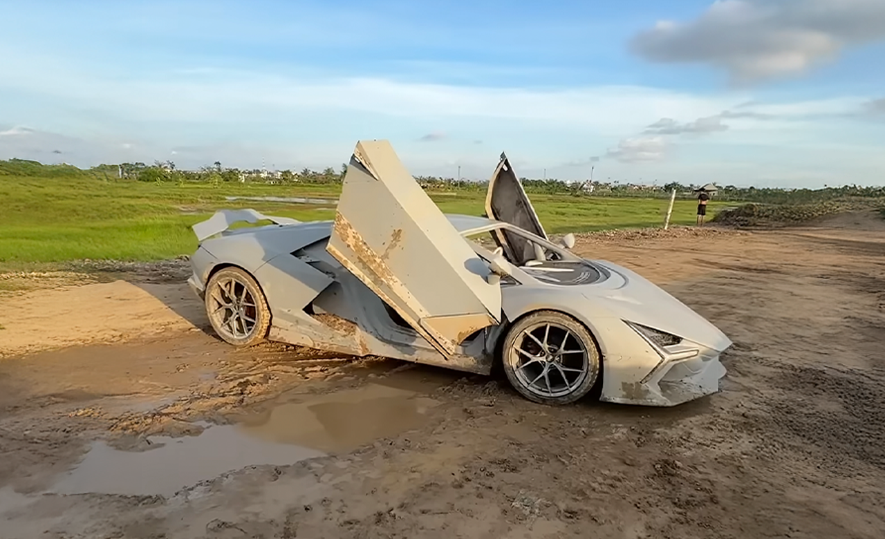 Lamborghini Revuelto #build #automobile #building #diy