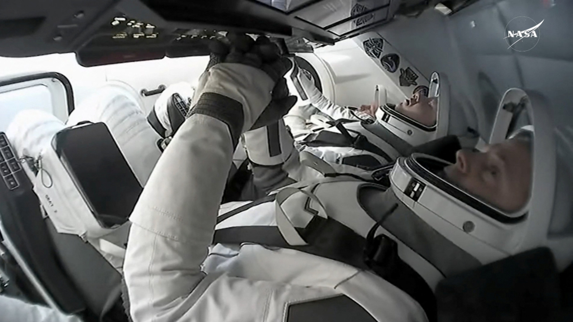 Astronauts return from space with big physical changes