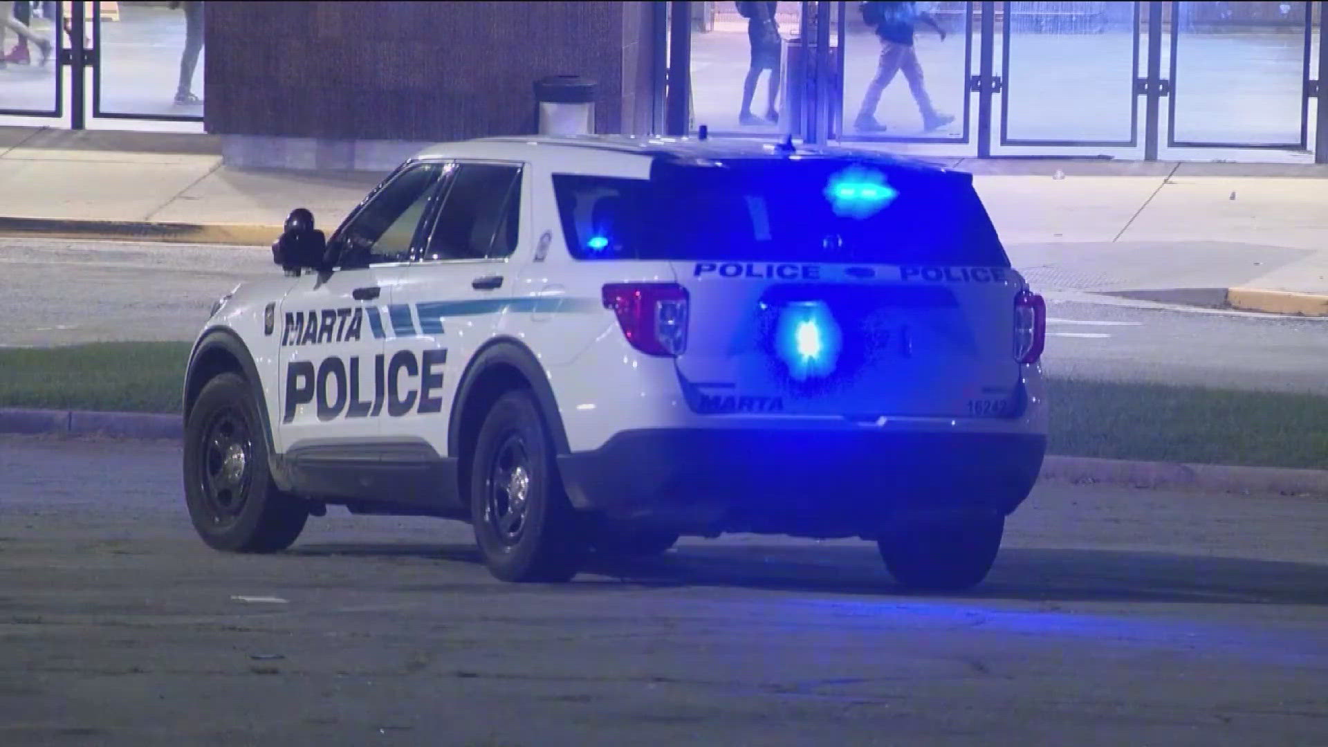 Shooting victim found at Hamilton E. Holmes MARTA Station