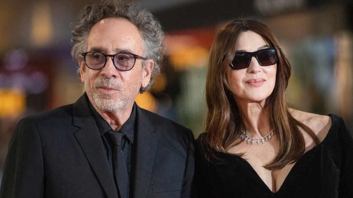 De "Beetlejuice" al adiós: La historia de amor de Tim Burton y Monica ...