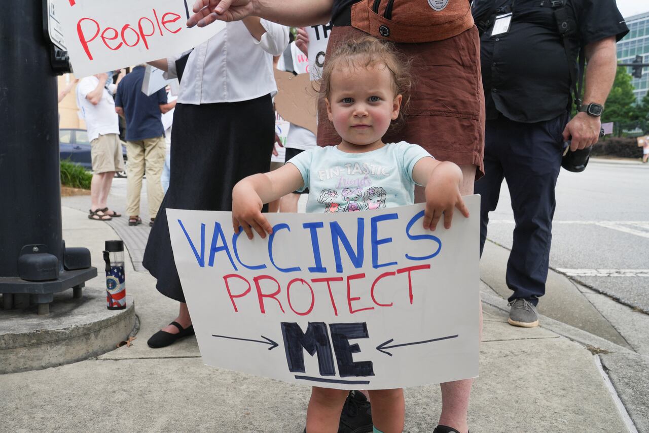 RFK Jr.'s vaccine advisers change guidance around COVID shots, MMRV ...