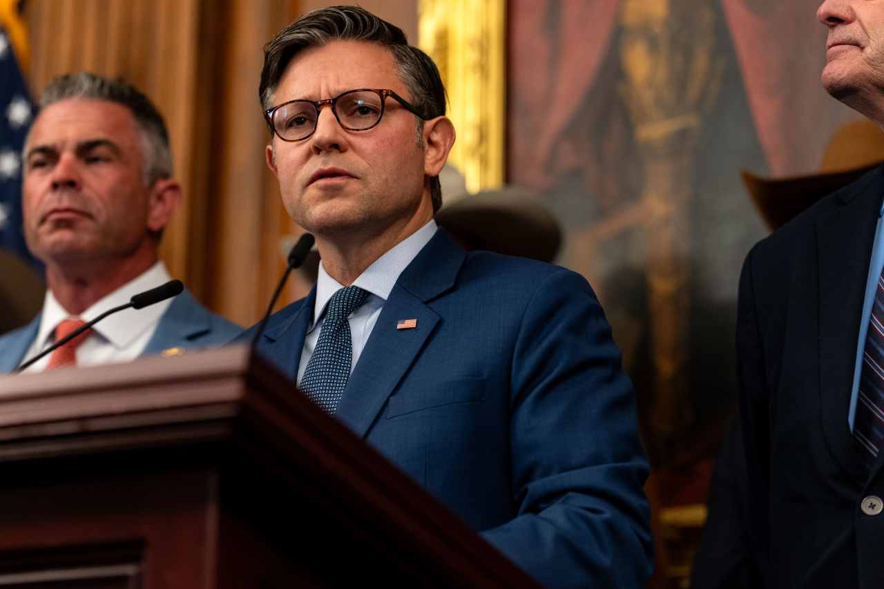 Senate Blocks Stopgap Funding Bill Narrowly Passed in the House