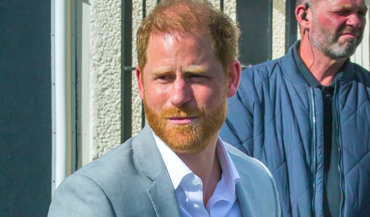 Personne ne l'a remarqué ! Le roi Charles III n'est pas le seul que le prince Harry membre de sa ...