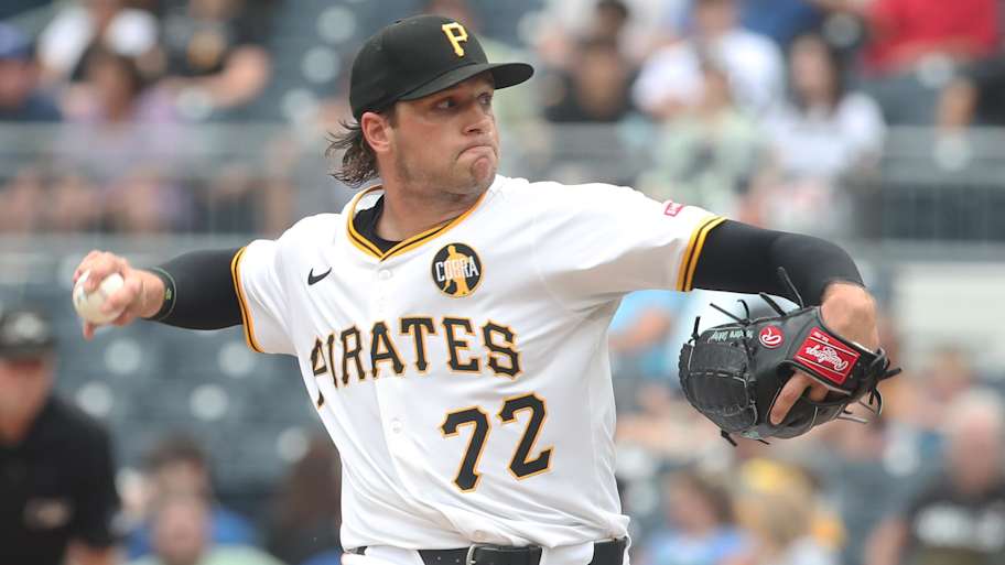 Pirates Reliever Visits Pitt Baseball