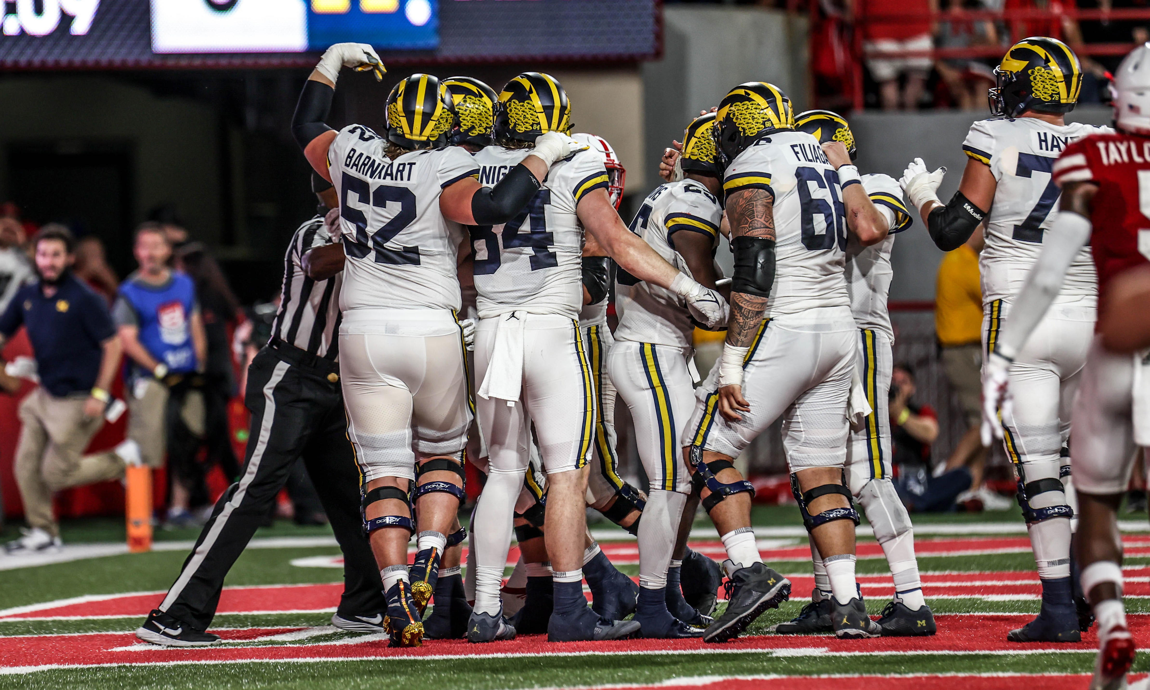 Michigan football reveals uniform combo for Nebraska game