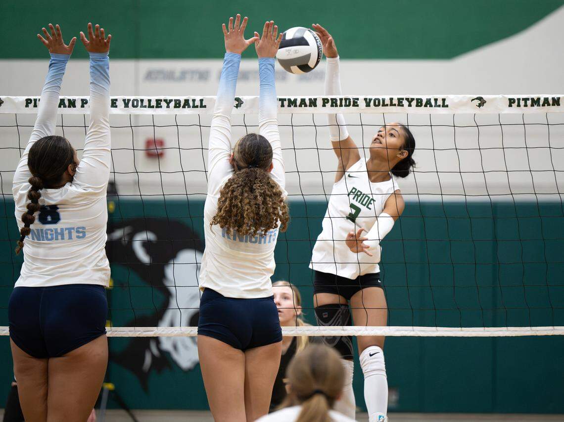 Pitman volleyball extends CCAL win streak to 39 with 4-set win in ...