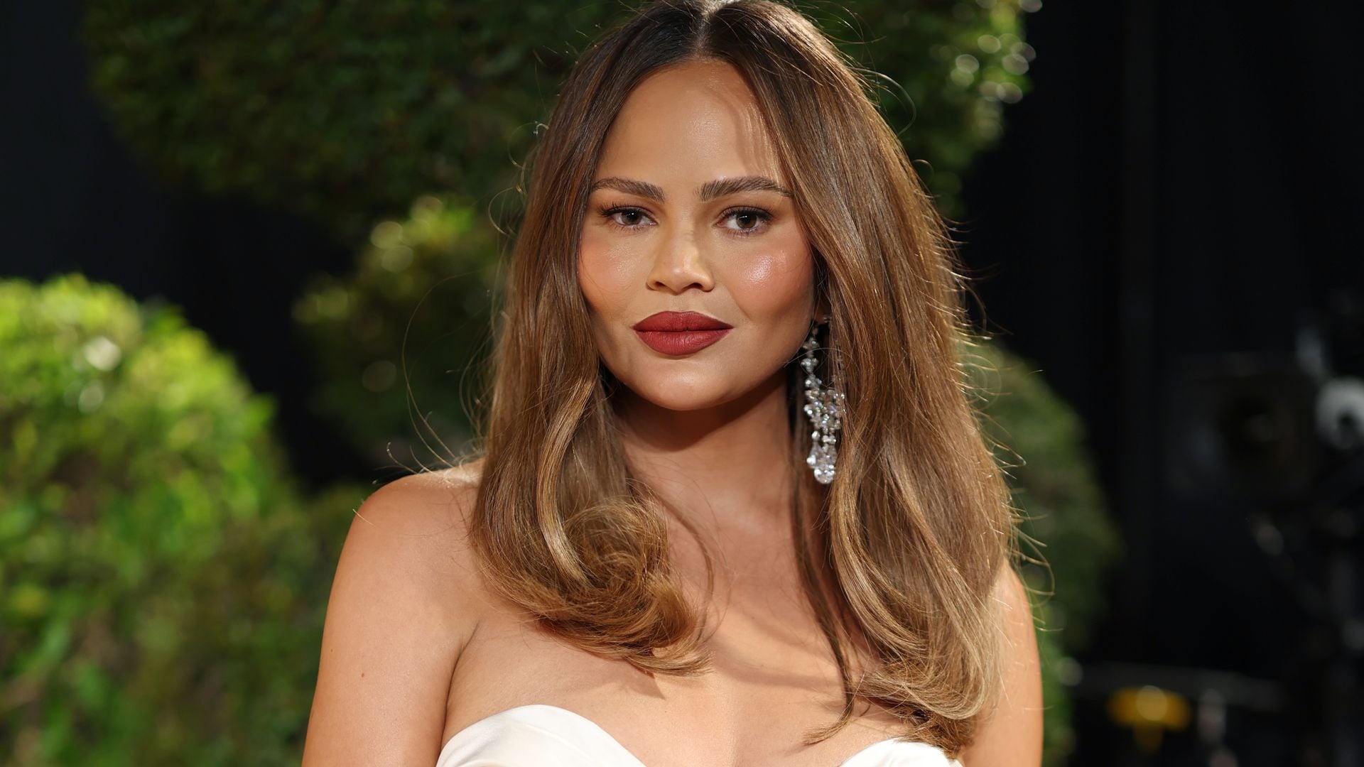 Chrissy Teigen admite que usó un controvertido medicamento tras perder ...