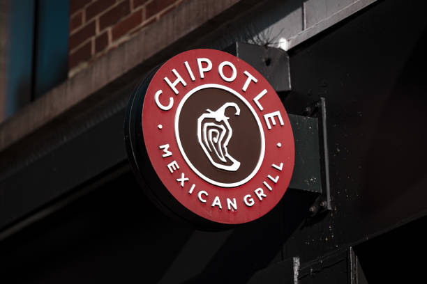 Chipotle opens first Little Elm location