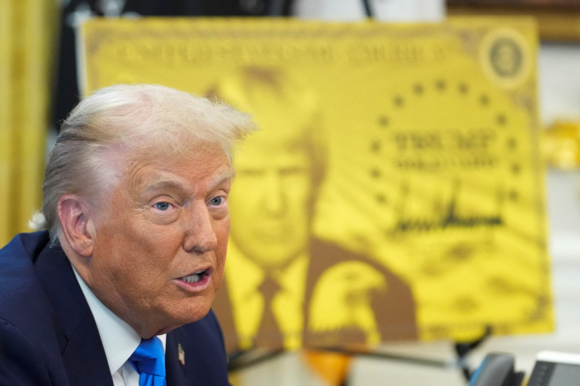 Trump unveils $1,000,000 gold card for US residency