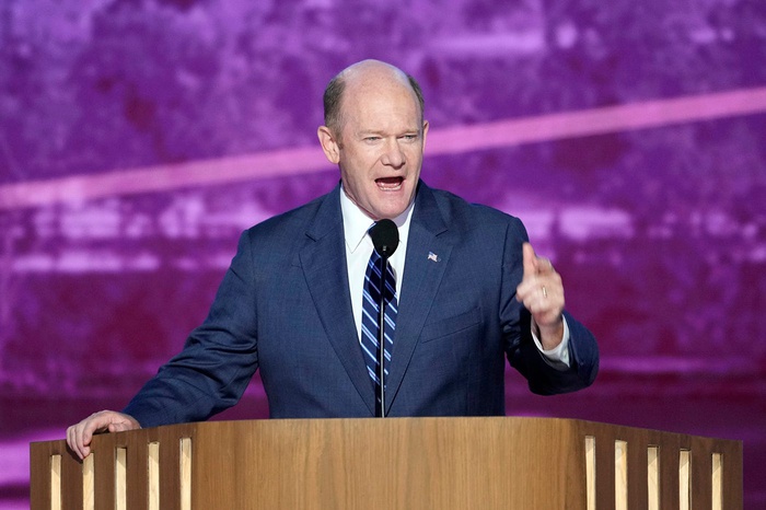 Social media under fire for allegedly fueling division