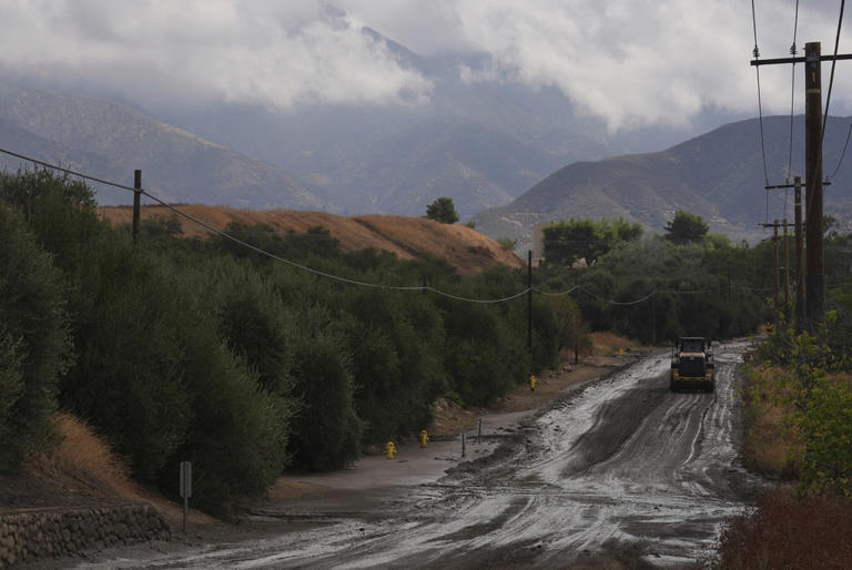 Sudden heavy rain in Southern California unleashes mudslides, 2-year ...
