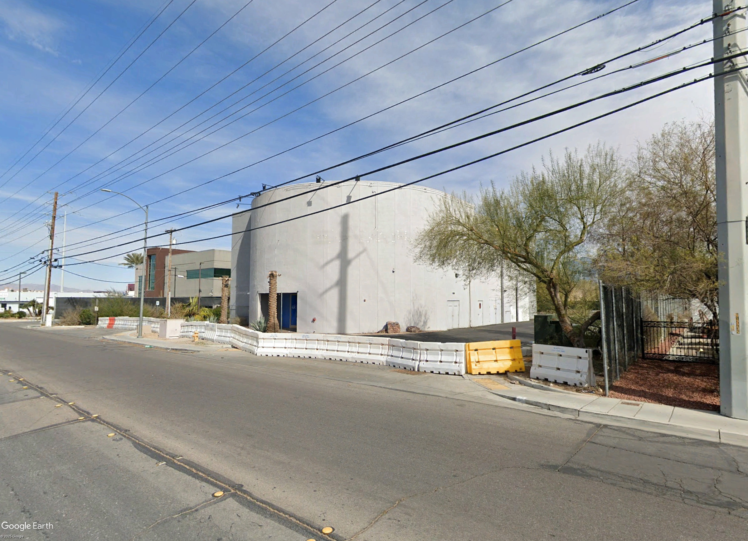 Frisky’s Las Vegas Opening on Wynn Road