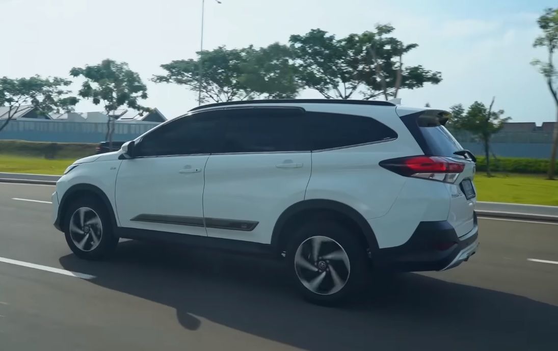 Mobil Bekas Toyota Rush 2022 Tipe Matic dan Manual, Harga Makin Terjangkau