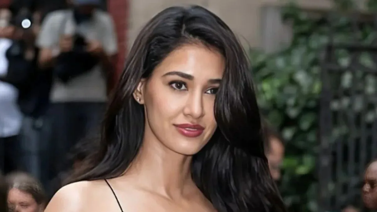 Disha Patani house attack case: Two teens apprehended by Delhi Police ...