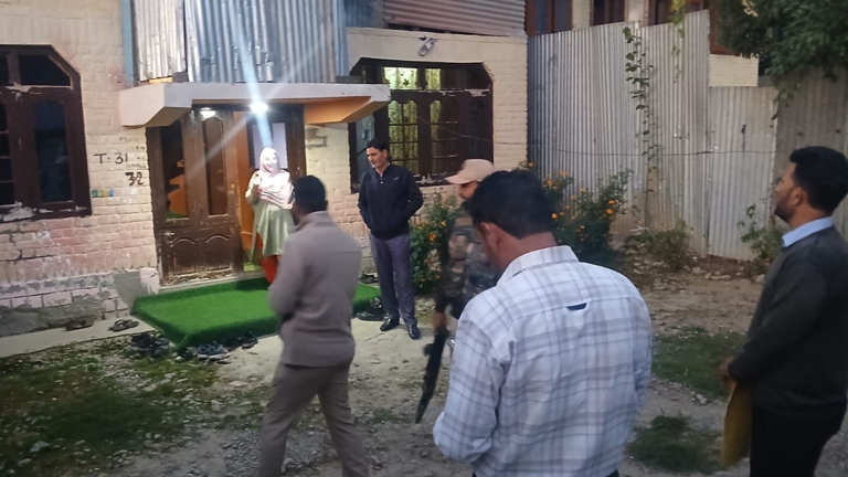 Terror crime case: J&K police's Counter Intelligence Wing conducts raids across Valley; Srinagar ...