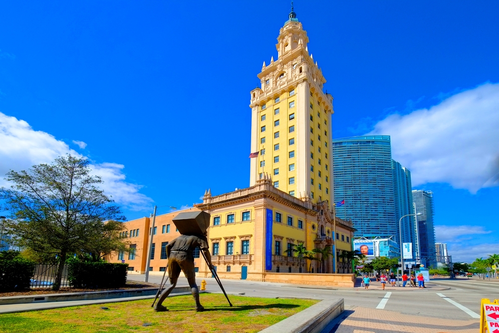 Miami’s Freedom Tower: the secret refugee center that saved 14,000 ...