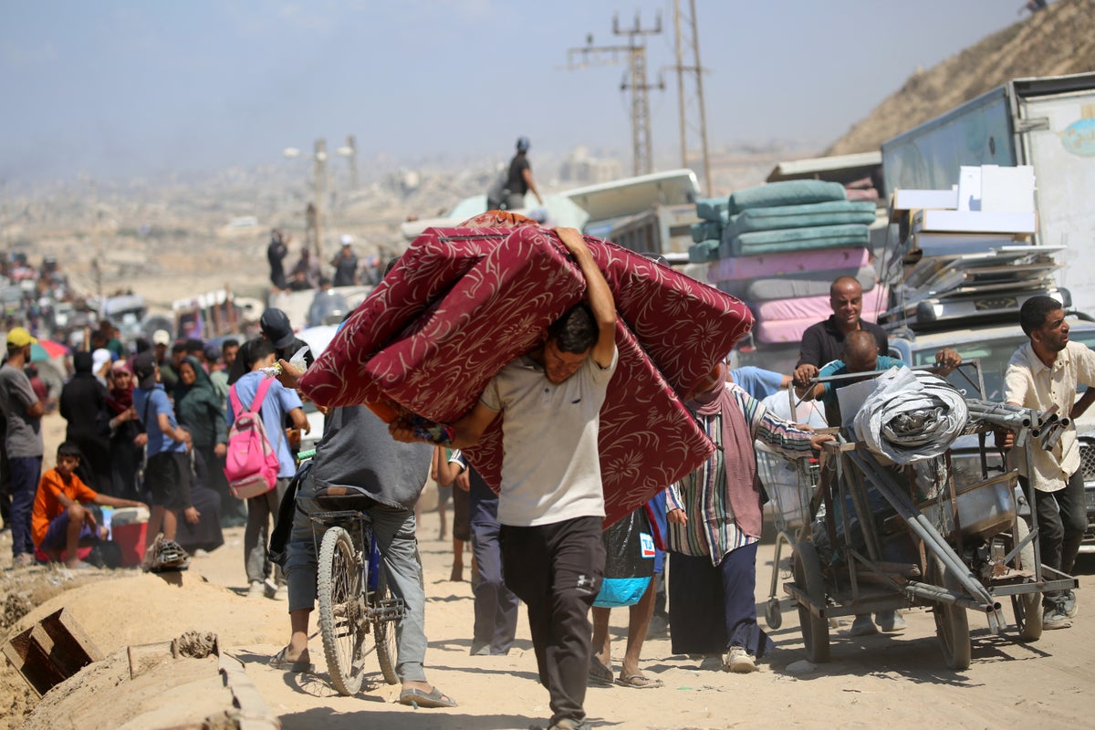 Stalked by bombs and gunfire, Palestinians flee Gaza City on the ‘road ...