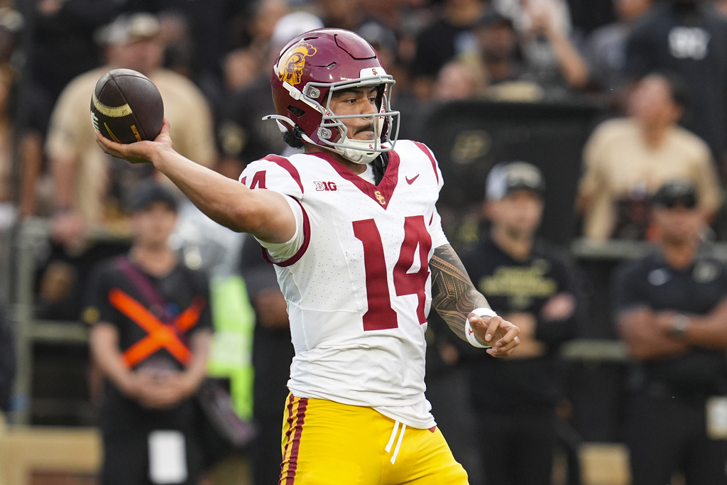 Jayden Maiava is unimpressed by No. 25 USC's prolific offense heading ...
