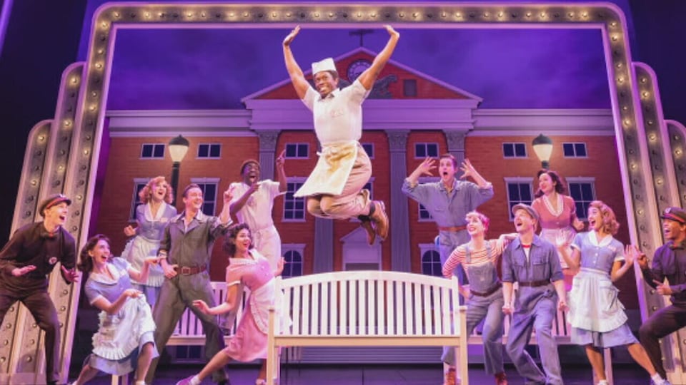 Metro Atlanta actor stars in 'Back to the Future' musical at Fox