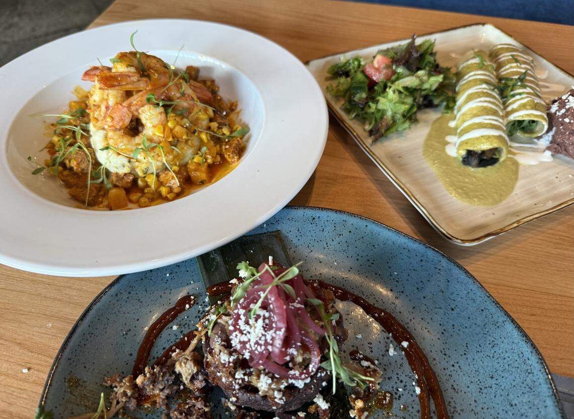 Upscale Mexican restaurant in Johnson County closes. 'Tough dining economy'