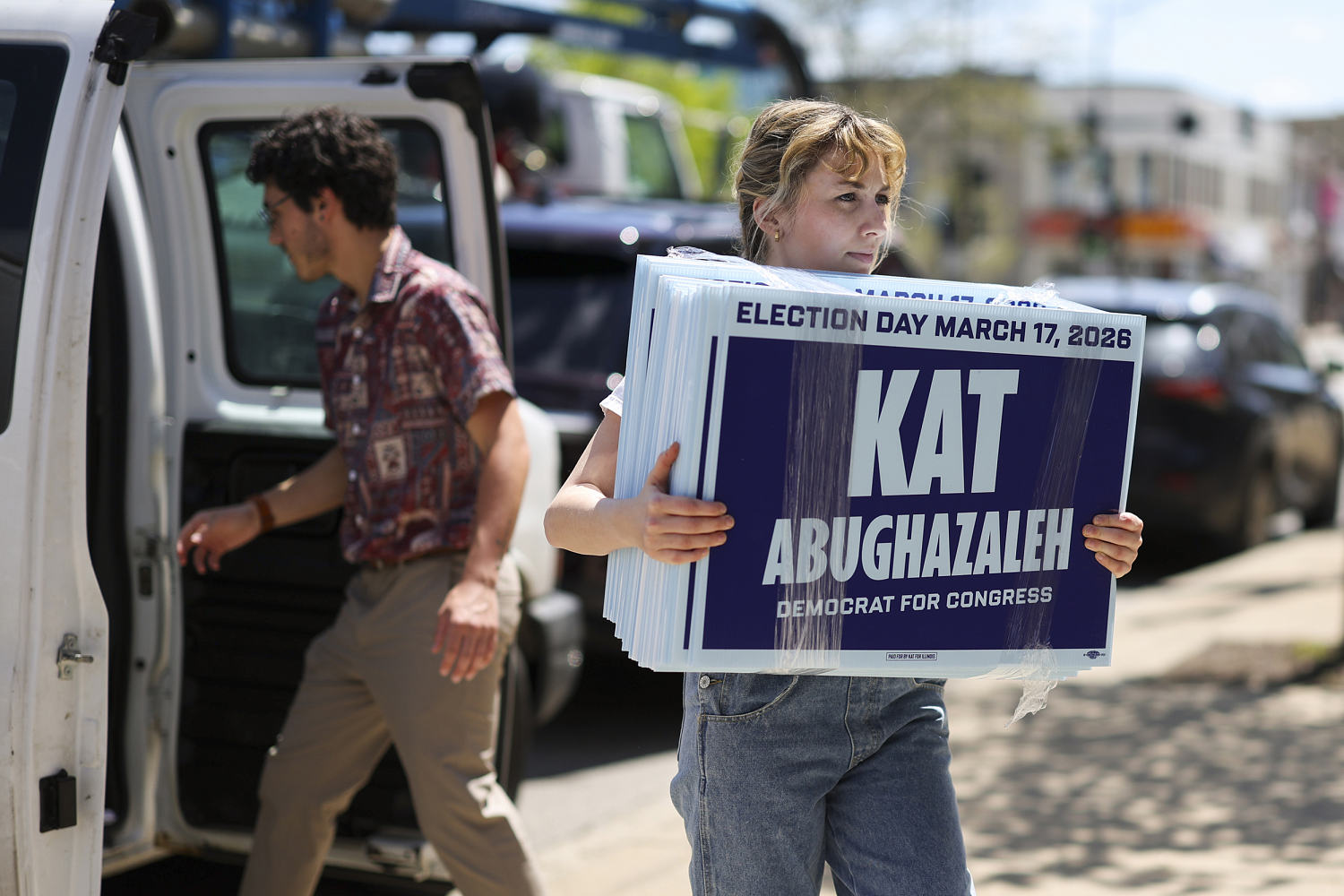Democratic congressional candidate Kat Abughazaleh thrown to ground ...