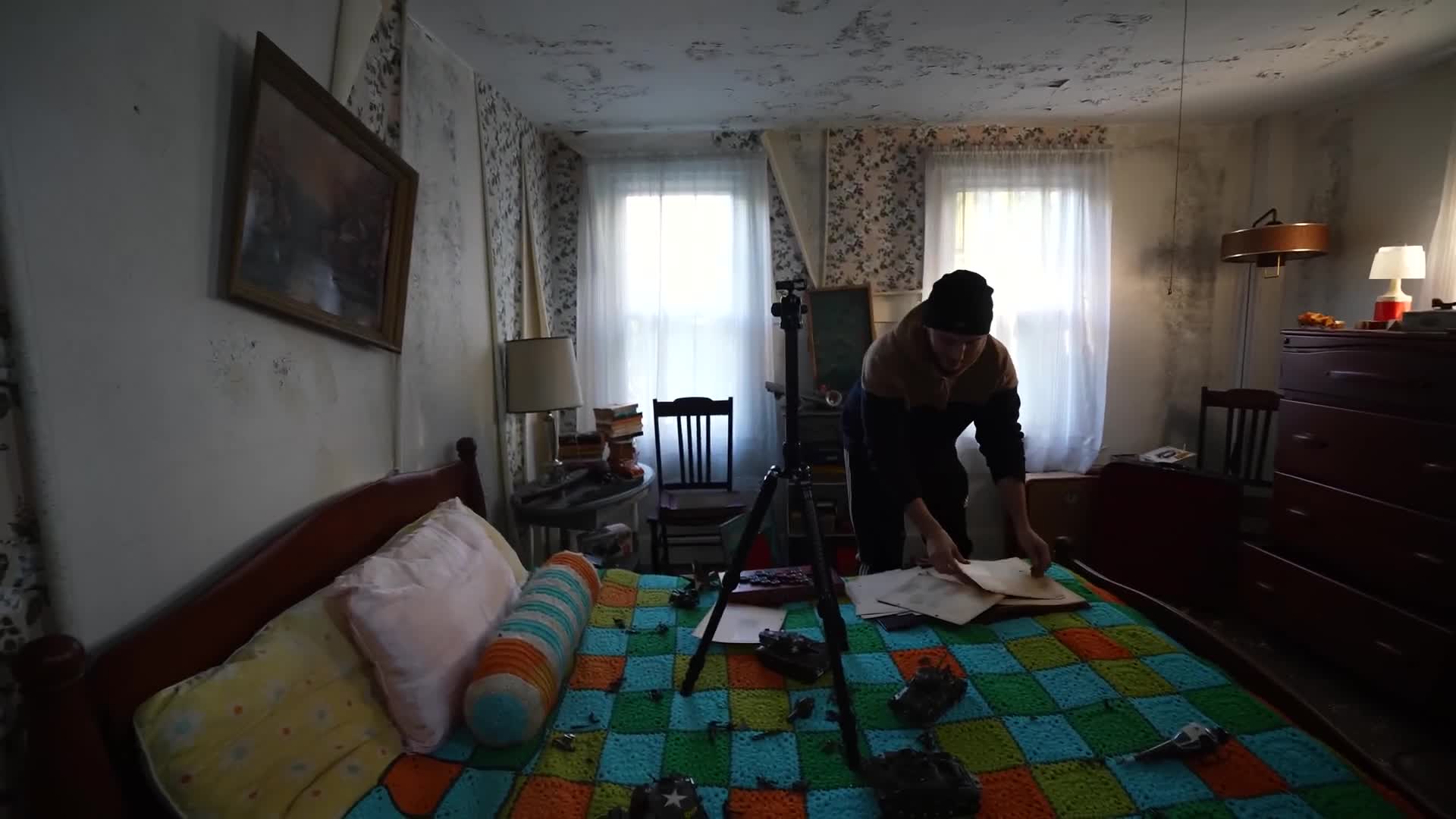 Inside an abandoned American home where everything was left behind